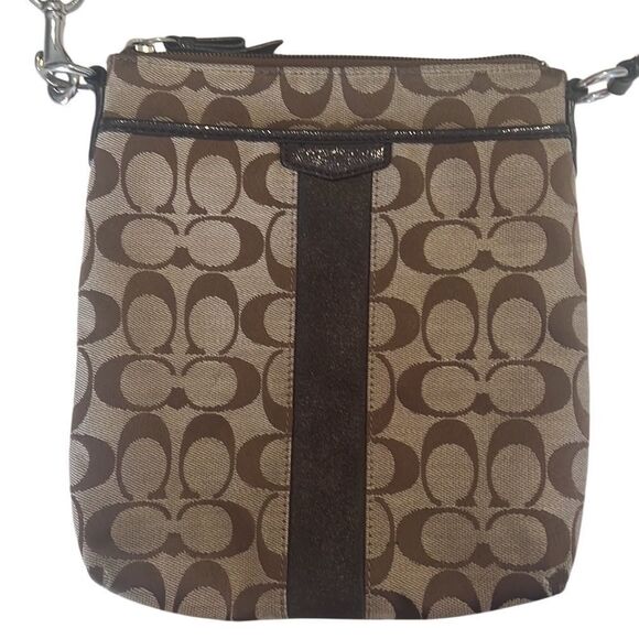 Coach | Bags | Coach Brownc Signature Jacquard Swingpack Crossbody Bag ...
